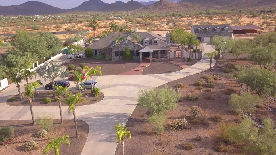 Photo Gallery & Virtual Tour | Soberman's Estate